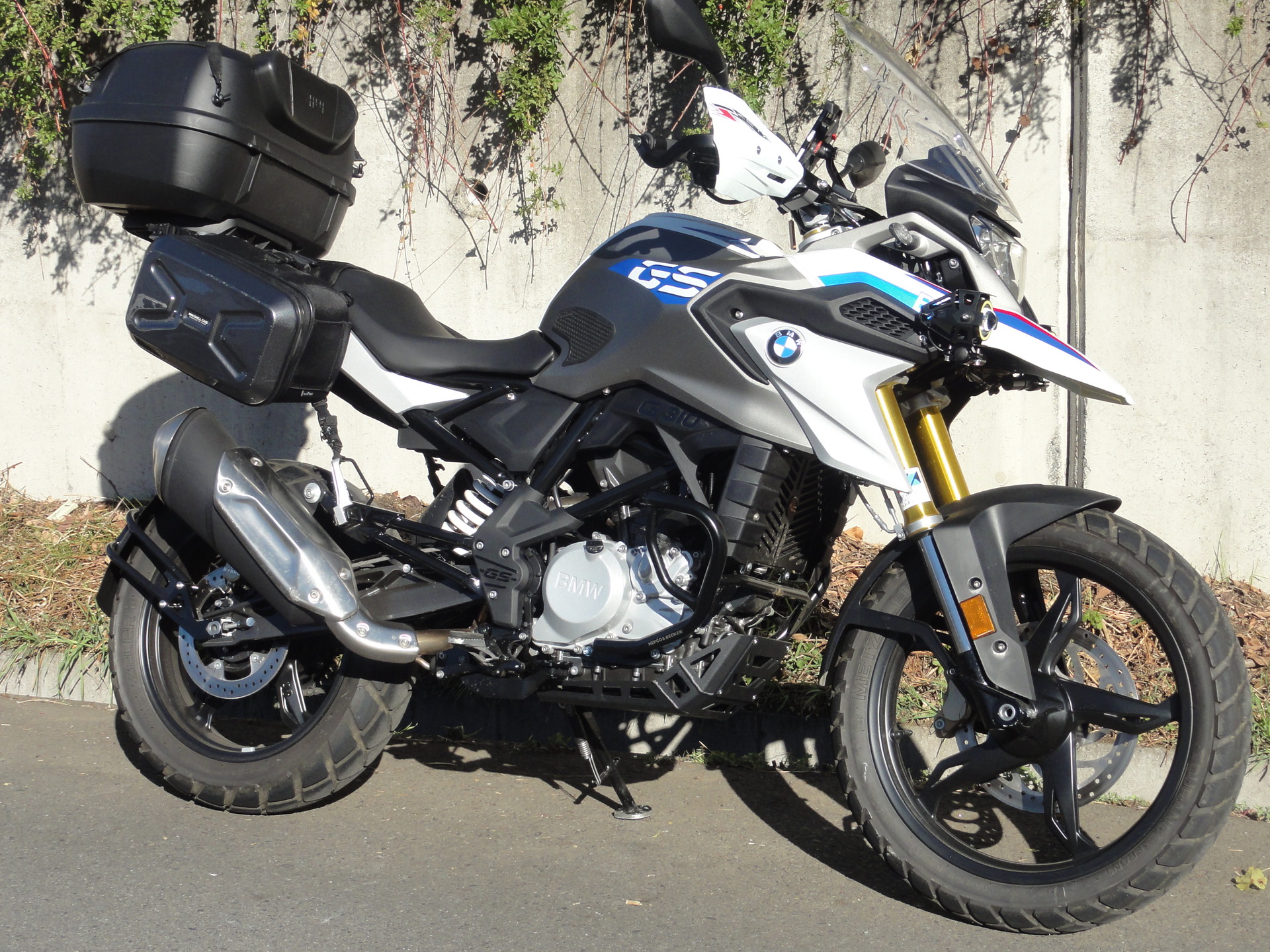 BMW G310GS カスタムパーツ紹介 – 中央大学学員会日野支部 二輪同好会